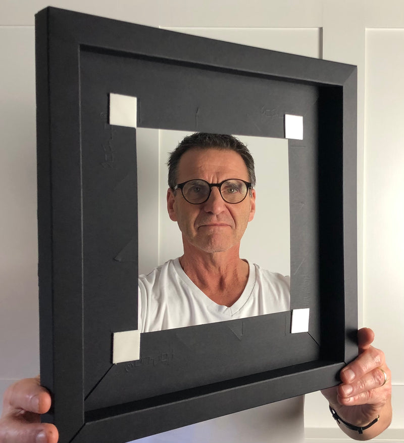 Pop-up Frames — Beautiful cut-to-size picture frames